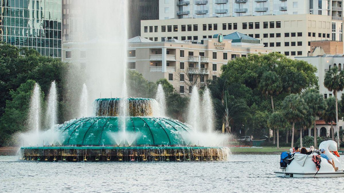 Zoom backgrounds by Visit Orlando allow you to bring Central Florida ...